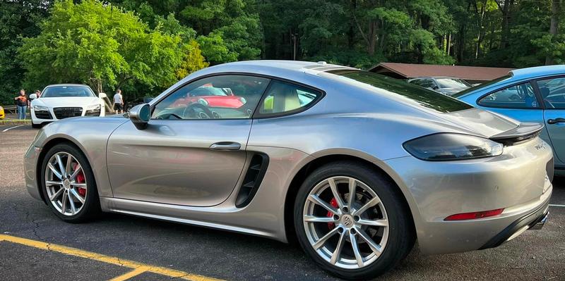 GT Silver Metallic | Rennbow - The Porsche Color Wiki