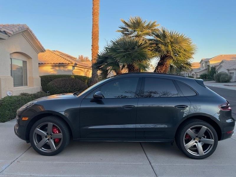 Volcano Grey Metallic | Rennbow - The Porsche Color Wiki