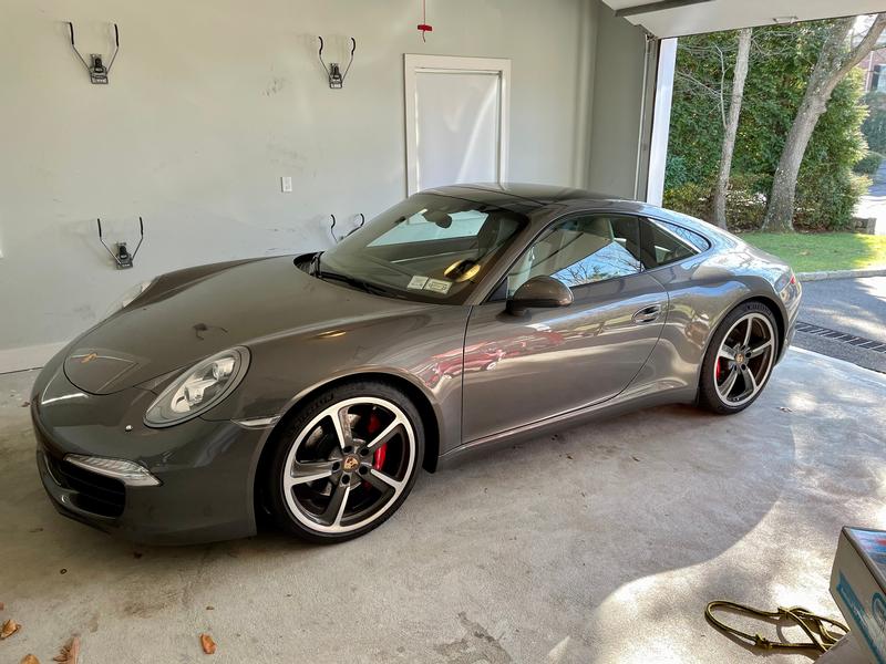Agate Grey Metallic | Rennbow - The Porsche Color Wiki