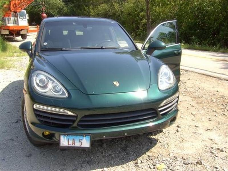 Jet Green Metallic | Rennbow - The Porsche Color Wiki