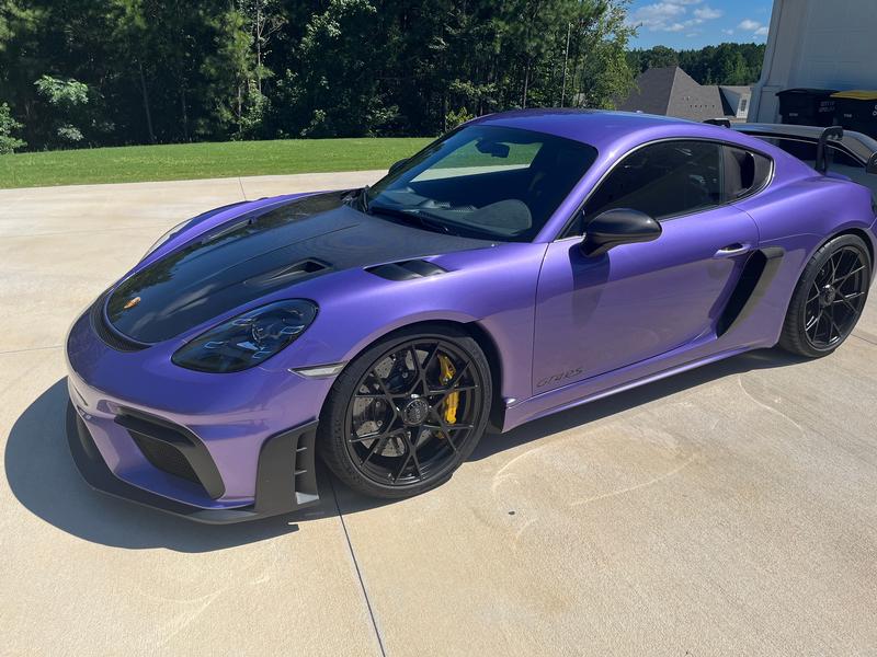 Viola Purple Metallic | Rennbow - The Porsche Color Wiki