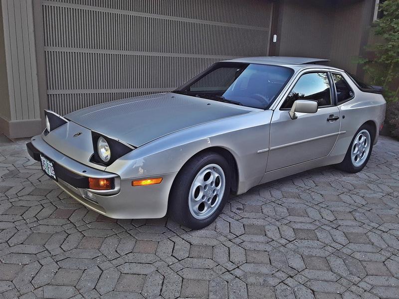 Zermatt Silver Metallic | Rennbow - The Porsche Color Wiki