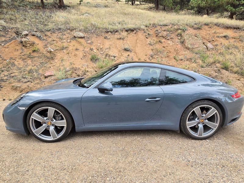 Graphite Blue Metallic | Rennbow - The Porsche Color Wiki