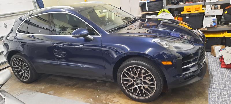Night Blue Metallic | Rennbow - The Porsche Color Wiki